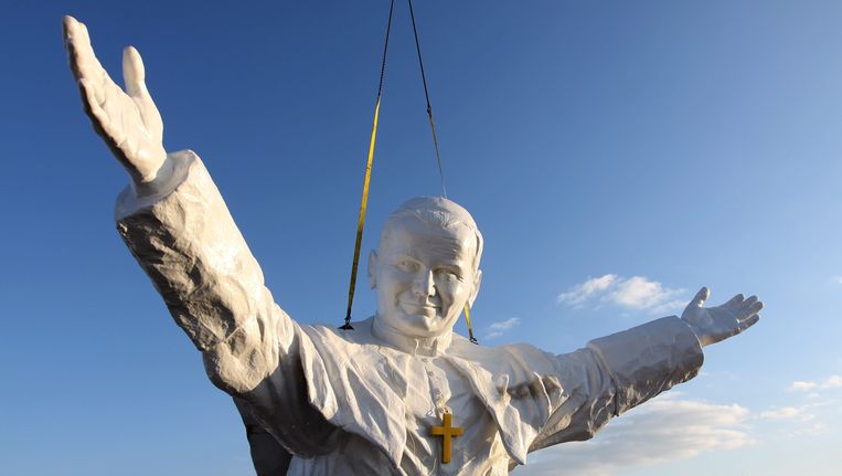 Grootste standbeeld van Johannes Paulus II gezegend | De Morgen