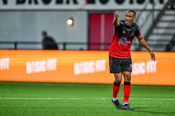 Geen gelukkig huwelijk: Helmond Sport neemt afscheid van Michael Chacon ...