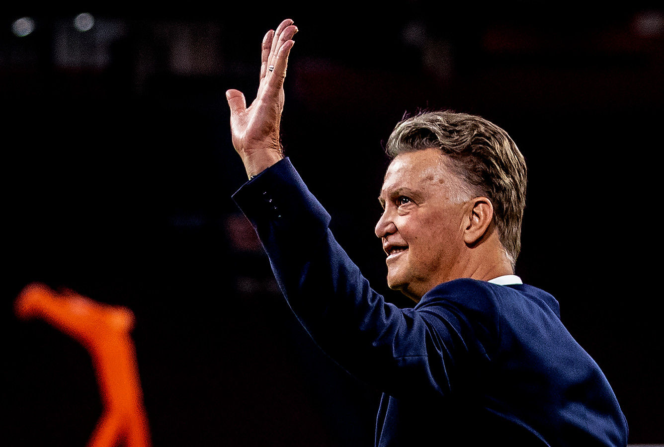 Louis van Gaal openhartig over de dood, vaccineren, het digitale ...