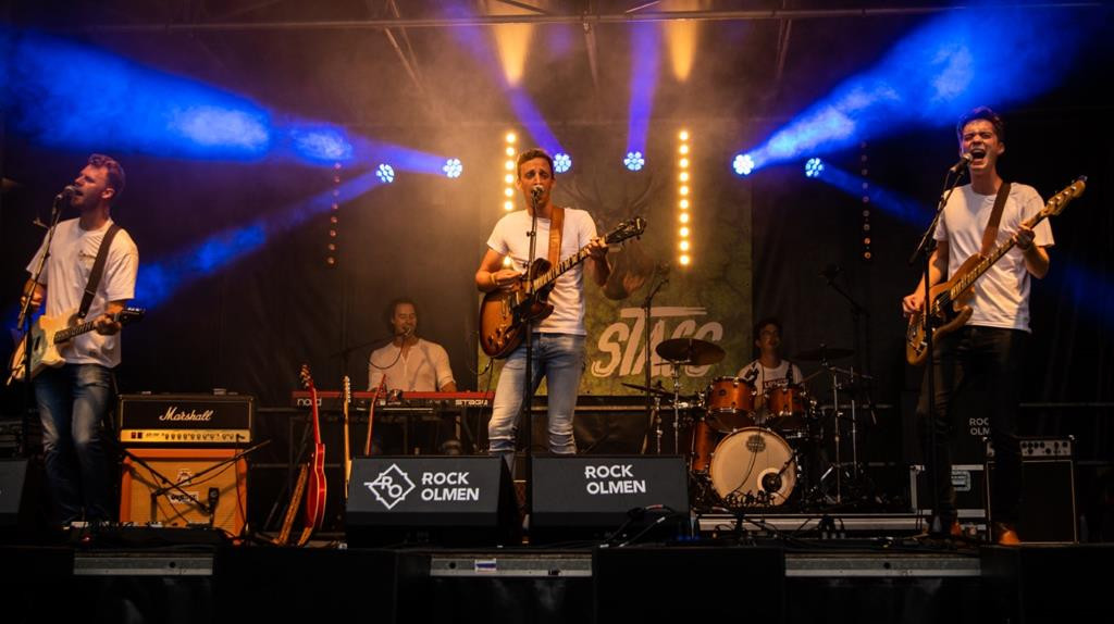 Balense band Red Stags stelt nieuwe cd voor in De Kruierie | Foto | hln.be