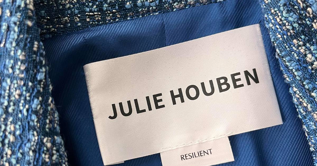 Julie (23) richtte modelabel op zonder maten: “In plaats van small of ...