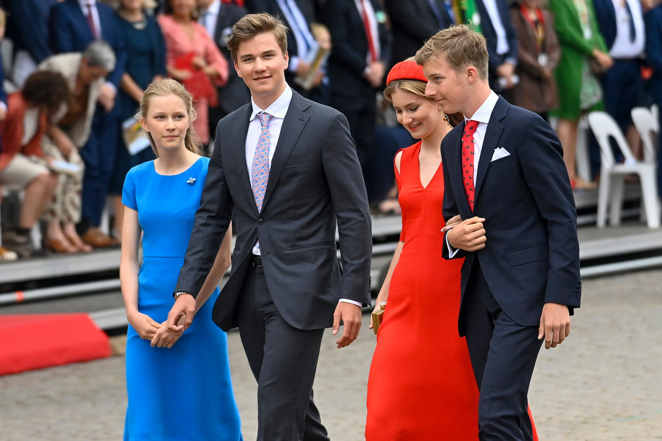 Le prince Gabriel marche dans les pas de sa sœur et rejoint l'École ...