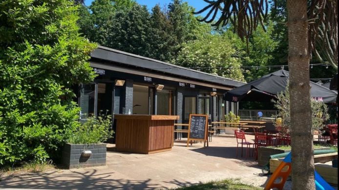 Café Borg in Boekenbergpark sluit half jaar lang door hoge ...