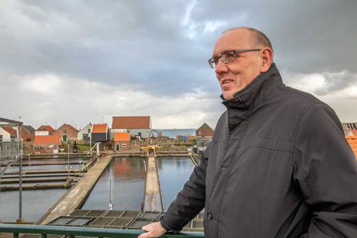 Vertrek Reimerswaalse SGP-wethouder Jaap Sinke uitgesteld door corona ...