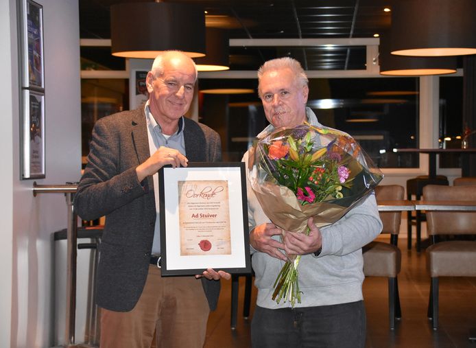 Voetbalclub UDI'19 is twee ereleden en lid van verdienste rijker | Uden ...