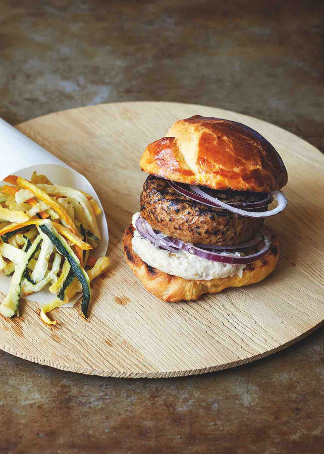 Een burger voor de flexitariër: 'Wat een goed idee, maar wat een zout ...