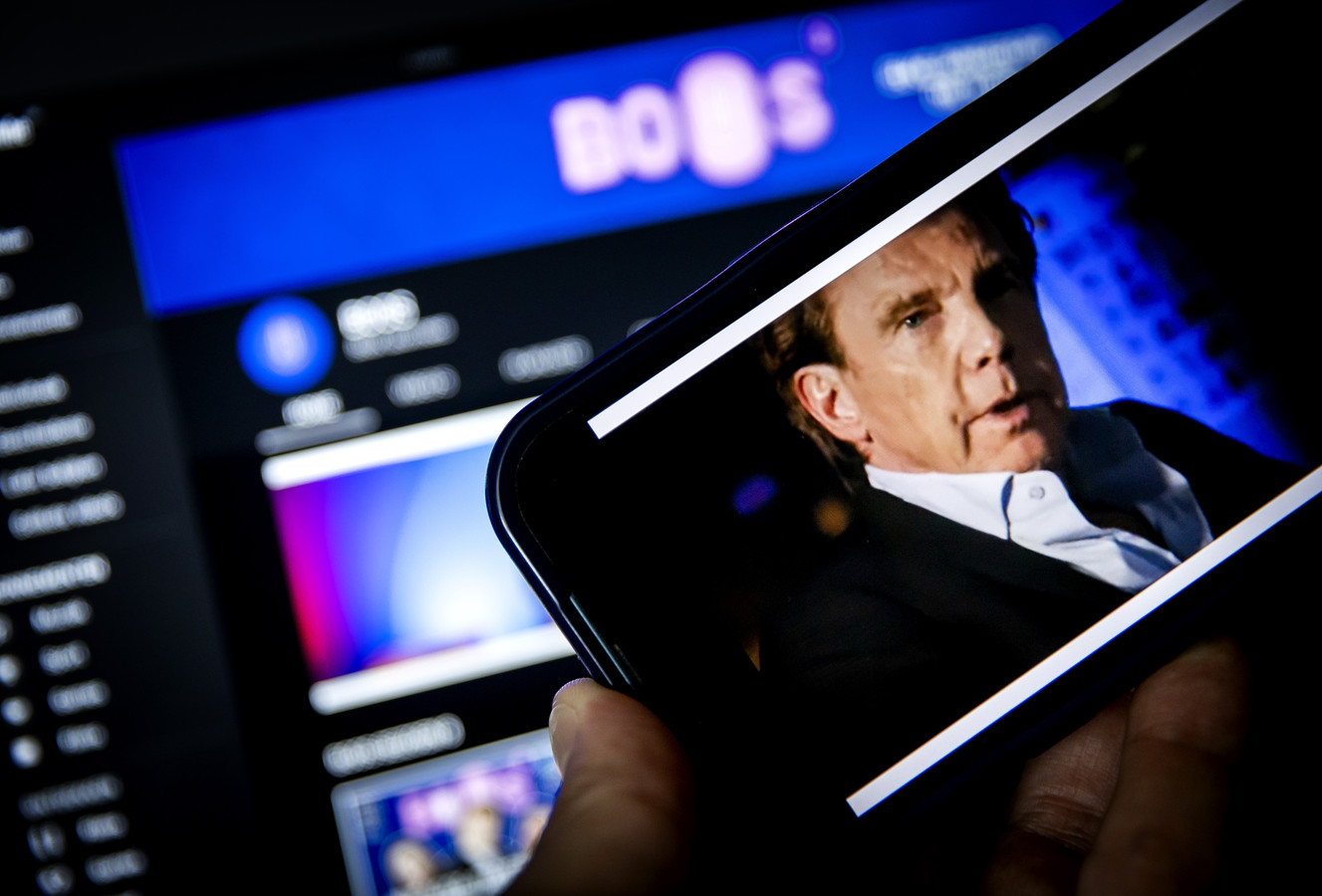 Rapport: Kandidaten en medewerkers van The Voice trokken al ver voor ...