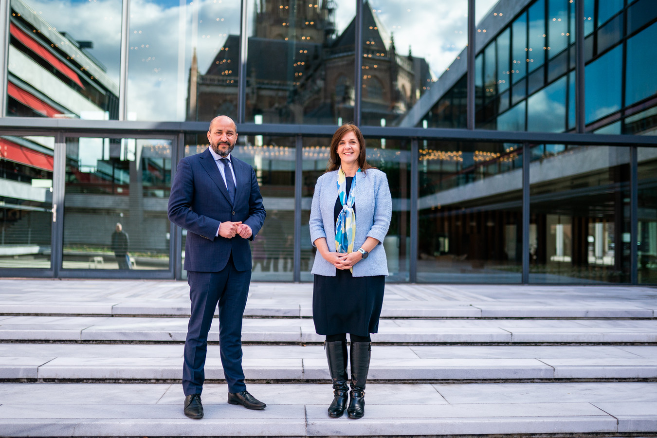 Hoog Brits bezoek: ambassadeur ziet Arnhem als voorbeeld in strijd ...