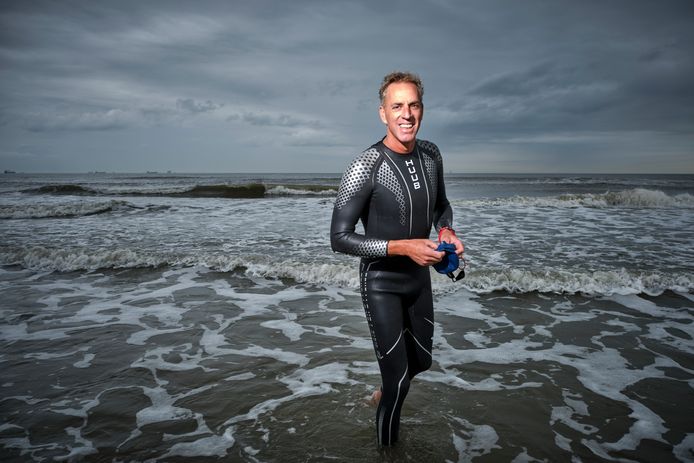 Robbert Groeneveld zwemt nu wel het kanaal over: ‘Het was een hel, maar ...