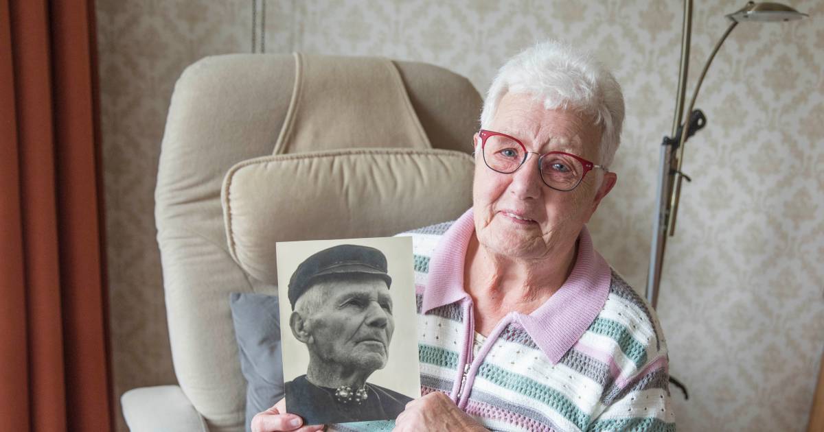 Lau Meliefste was de muze van Zeeland: Ansichtkaarten, schilderijen ...