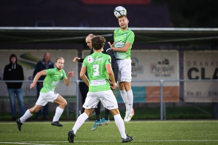 Jasper Thierie (Schoonbeek-Beverst): “Het leer was wel degelijk over de lijn” | Sport in de ...