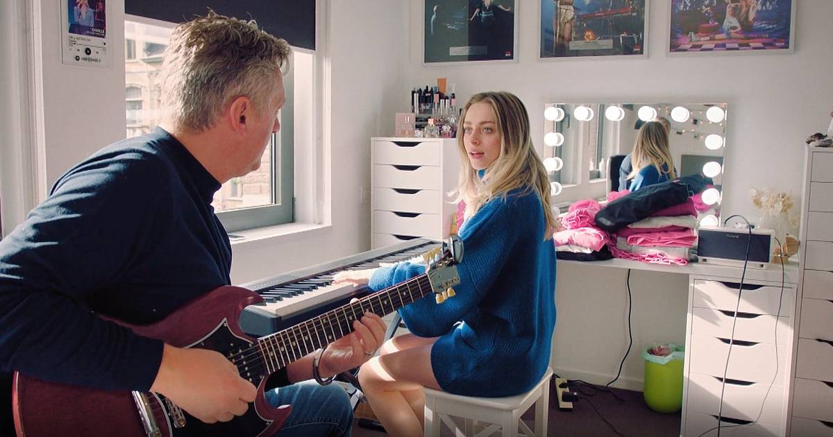 Camille heeft haar muzikaal talent geërfd van haar papa: “Mijn mama kan ...