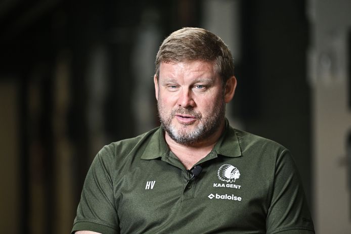 De hete hangijzers van Hein Vanhaezebrouck na Gentse stage: “Onze ...