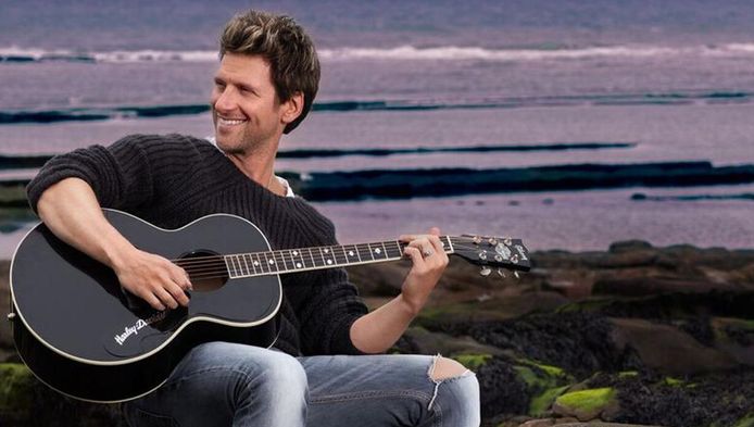 Gene Thomas bespeelt de gevoelige snaar met nieuwe 'Ik kom terug bij ...