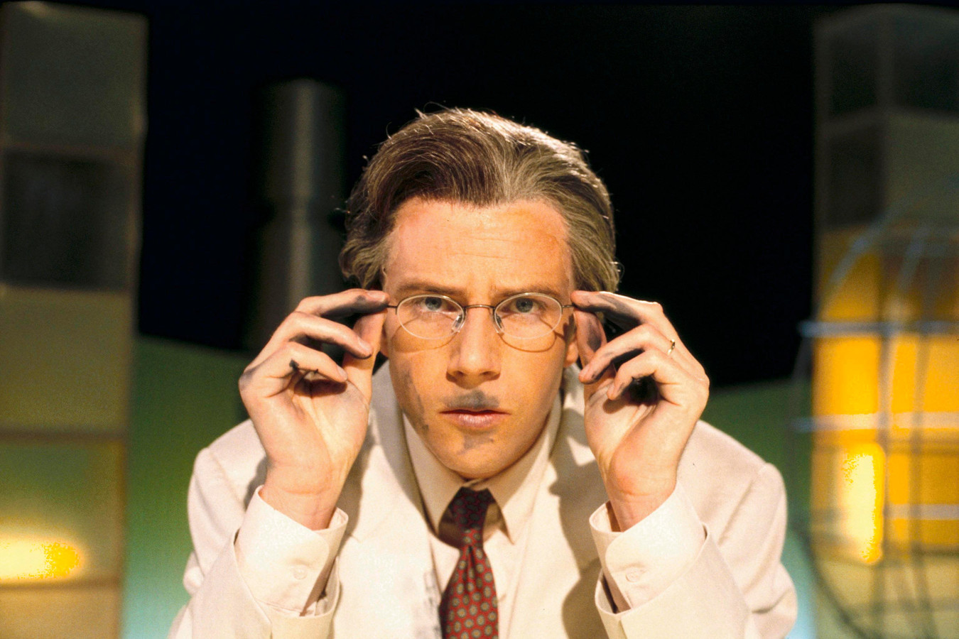 Walter Baele neemt afscheid van de typetjes uit zijn soloshows: “De ...