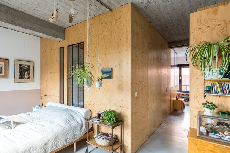 Heidi en haar dochter wonen in een lichte, loftachtige flat in het hart ...