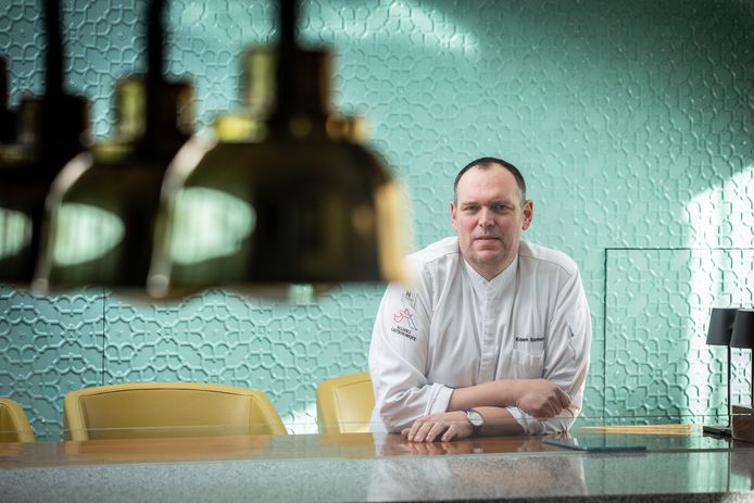 Een ster voor De Kristalijn in Genk | Genk | hln.be