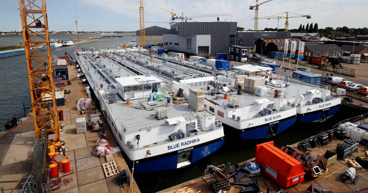 Deze scheepsbouwer speelt in op laagwater en bouwt schepen die ook in ...