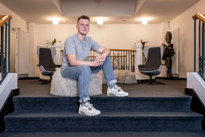 Sander strijdt jaren tegen mentale problemen, nu gooit hij het in een ...