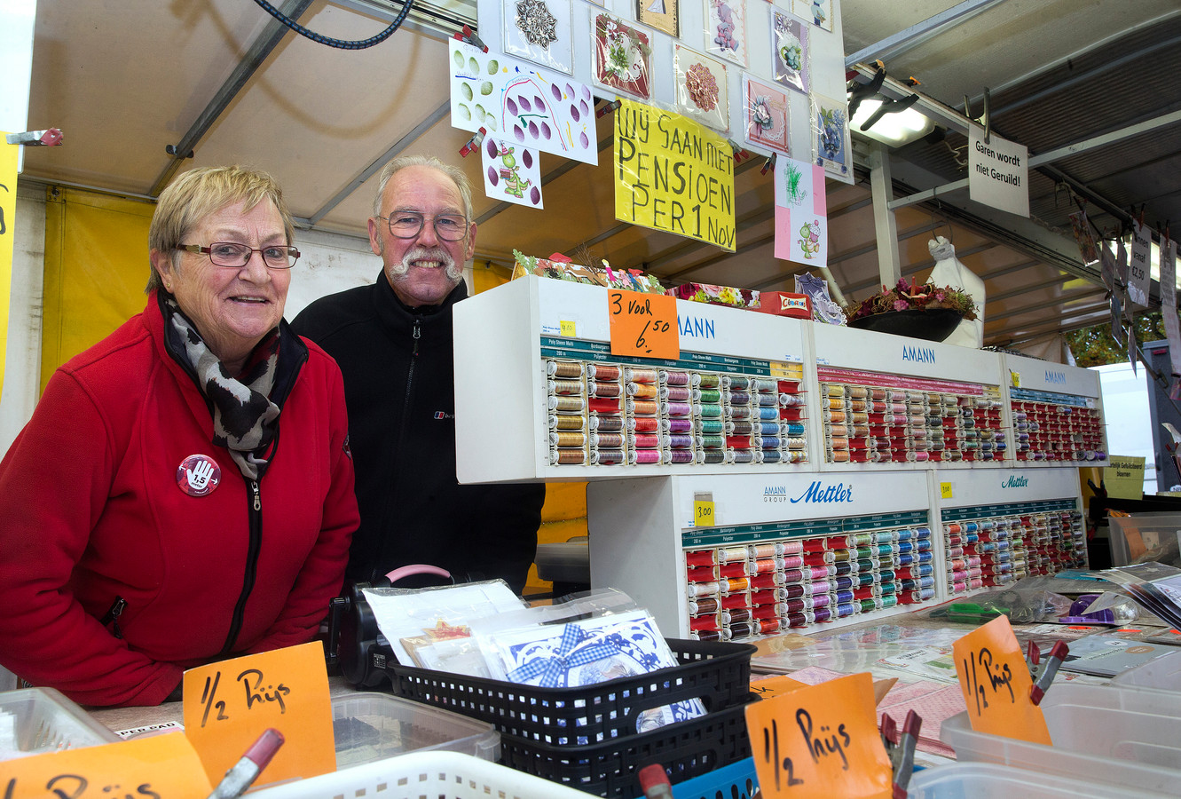 Jannie en Lin stoppen na veertig jaar op de markt in Duiven: ‘Voor de ...