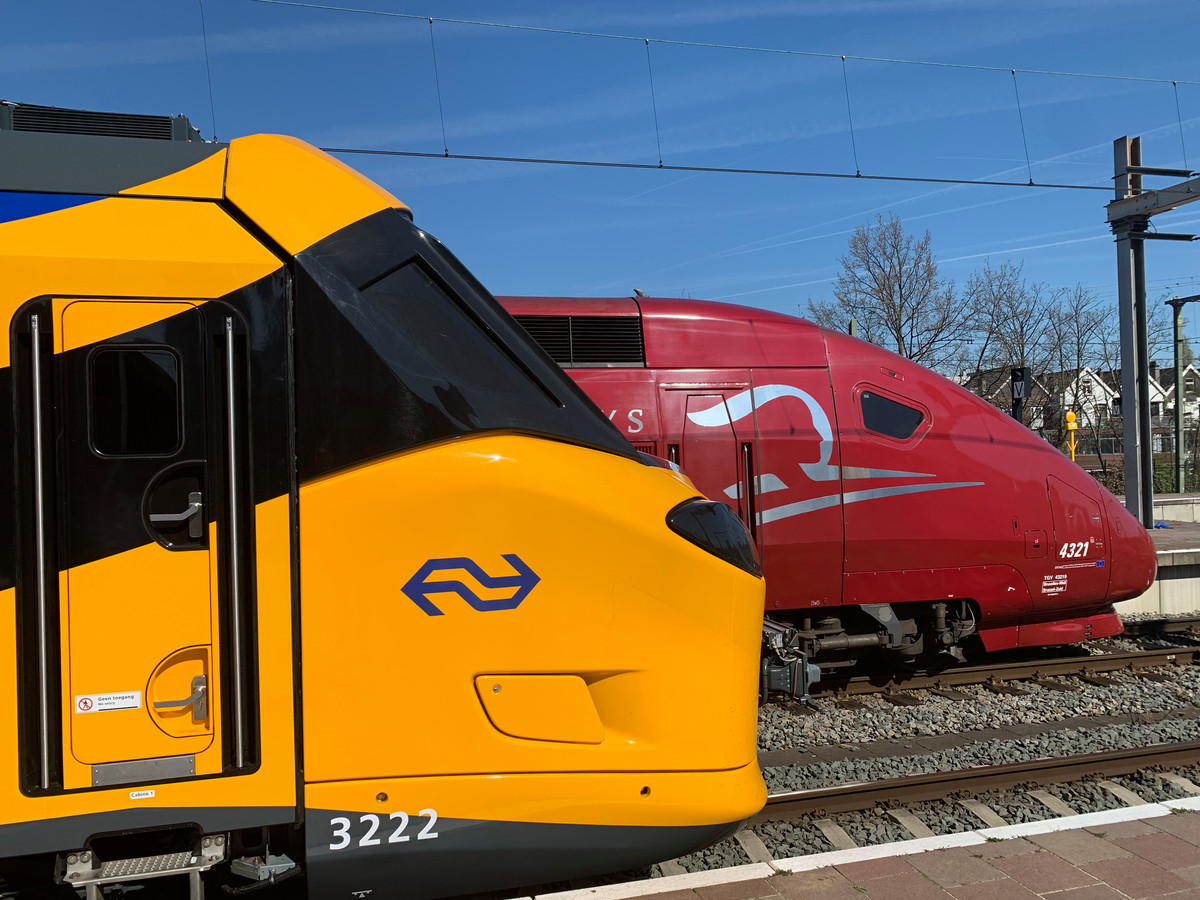 Nieuwe NS-trots ‘de wesp’ kan 200 kilometer per uur, maar is toch ...