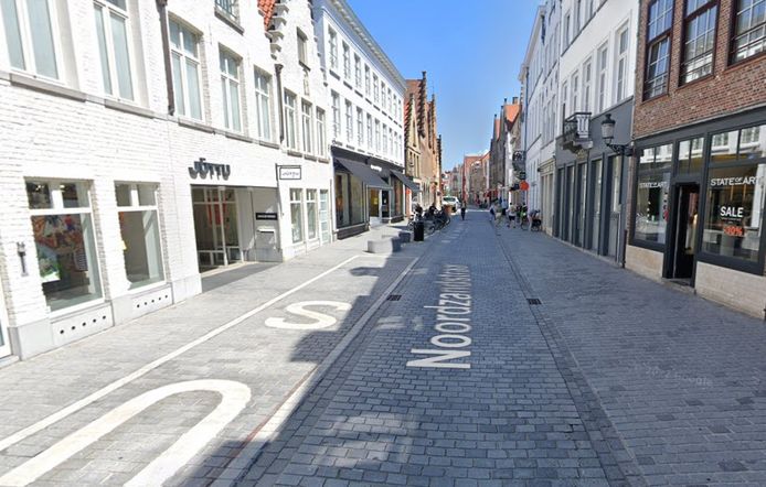 Winkeldief bedreigt verkoopsters met glasscherf: “Hij beseft niet wat ...