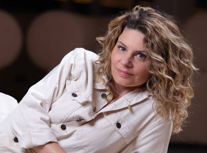 Actrice Rifka Lodeizen over naaktscènes filmen: ‘Toevallig moest iedereen dan net op de set zijn ...