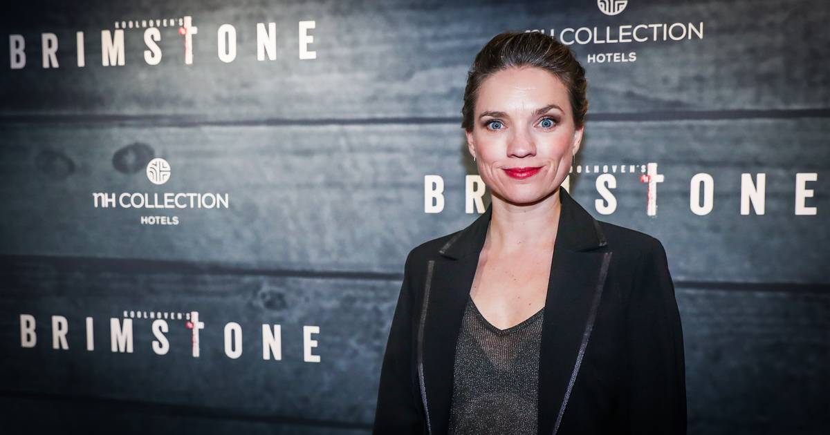 Actrice Anniek Pheifer uit klimaatzorgen bij actie Milieudefensie: ‘We ...