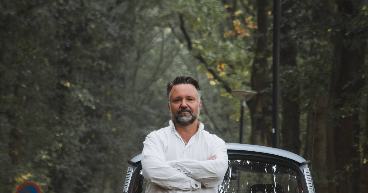 Liever ben ik een clowneske paljas dan een zwaarmoedige, menopauzale ...