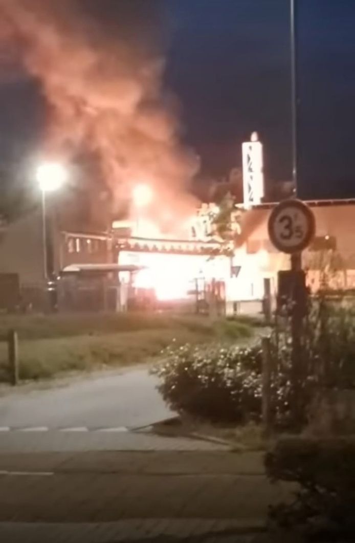 Explosion et incendie après un accident sur un site d’Umicore: la ... Explosion et incendie après un accident sur un site d’Umicore: la ...