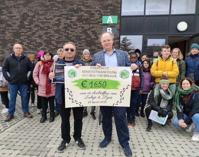 Groenlaar zamelt 1.650 euro in voor slachtoffers van aardbeving in ...