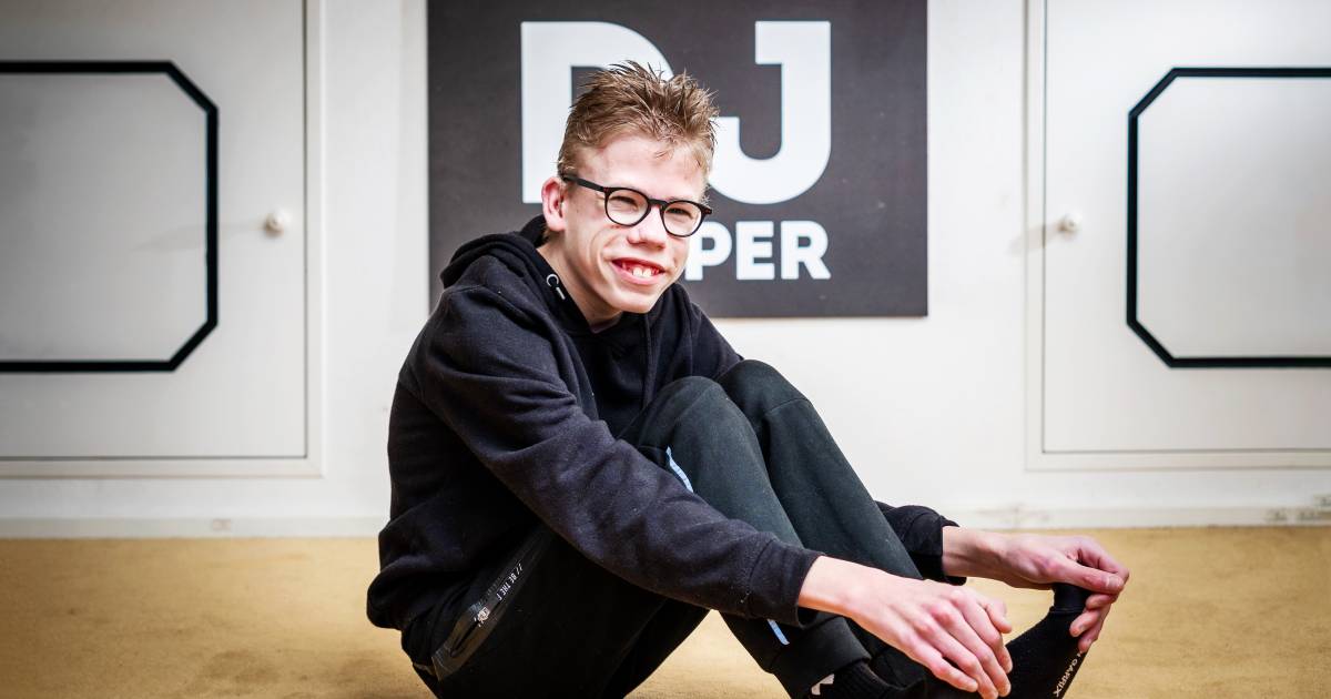 Jasper (17) heeft één afwijking in een chromosoom, maar dealt met een ...