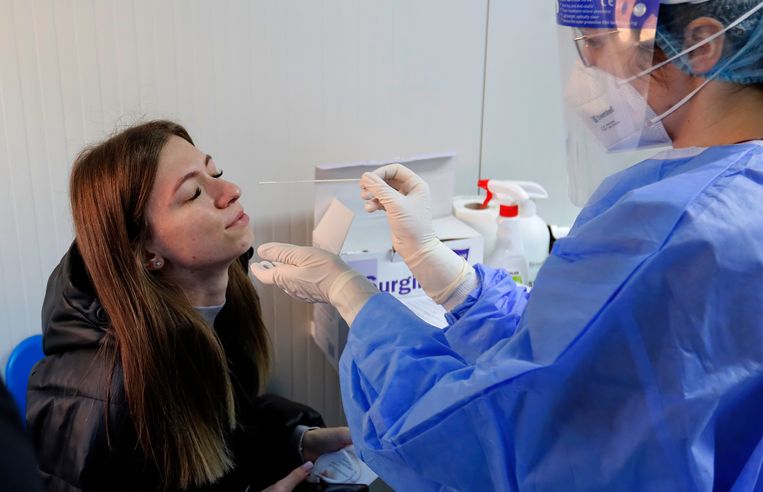 Tot 300 000 Besmettingen Per Dag ‘ooit Raakt De Brandstof Voor Het