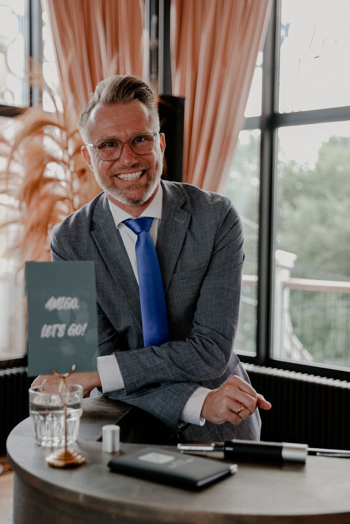 ‘De puberteit als jongen met homoseksuele gevoelens in Zeeland was ...