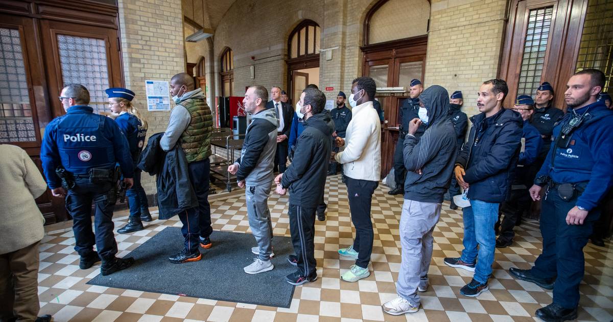 Les derniers détenus de la prison de Forest transférés vers Haren ...