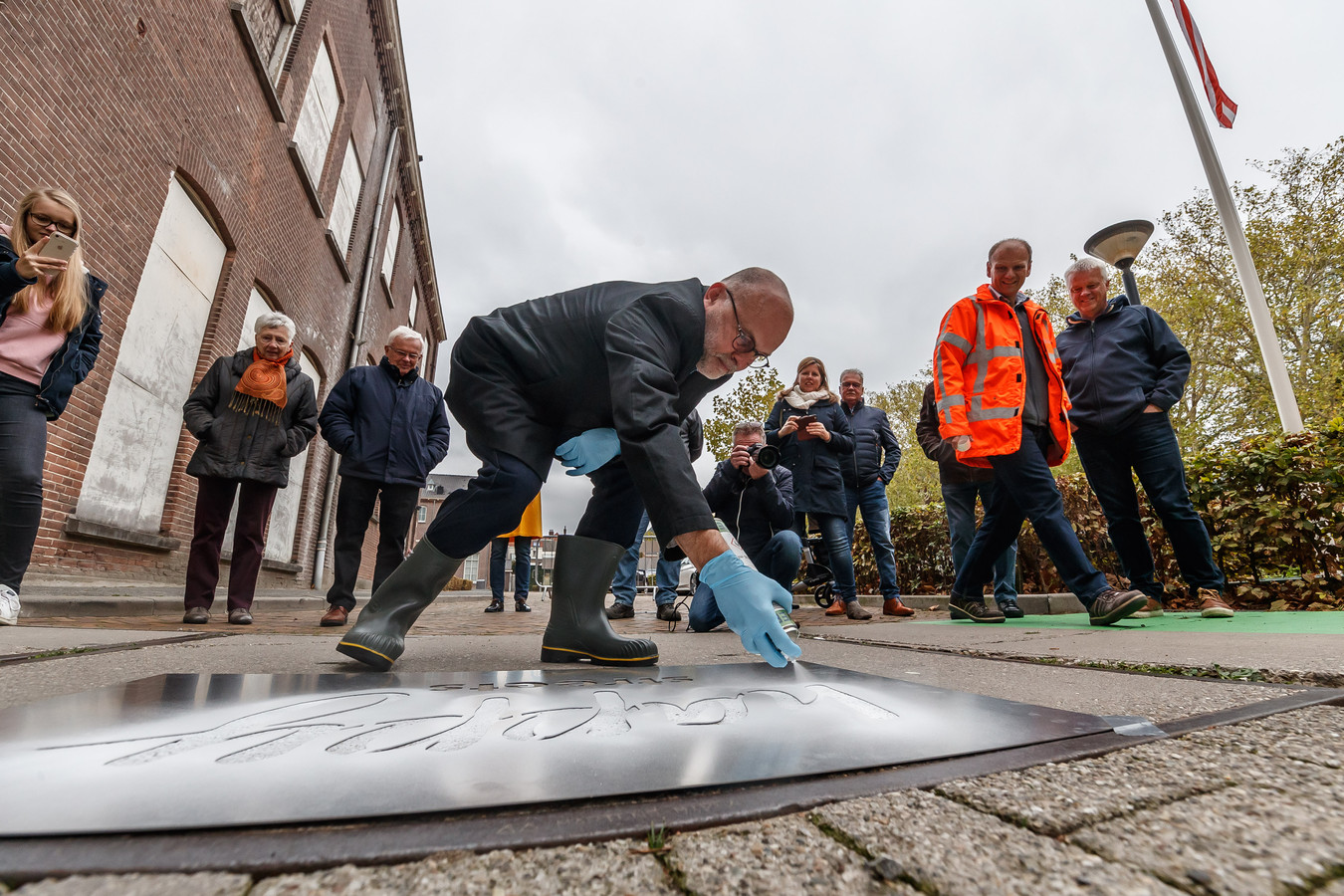 Parkeerdruk in ‘religieus’ centrum Oudenbosch houdt nog wel even aan ...