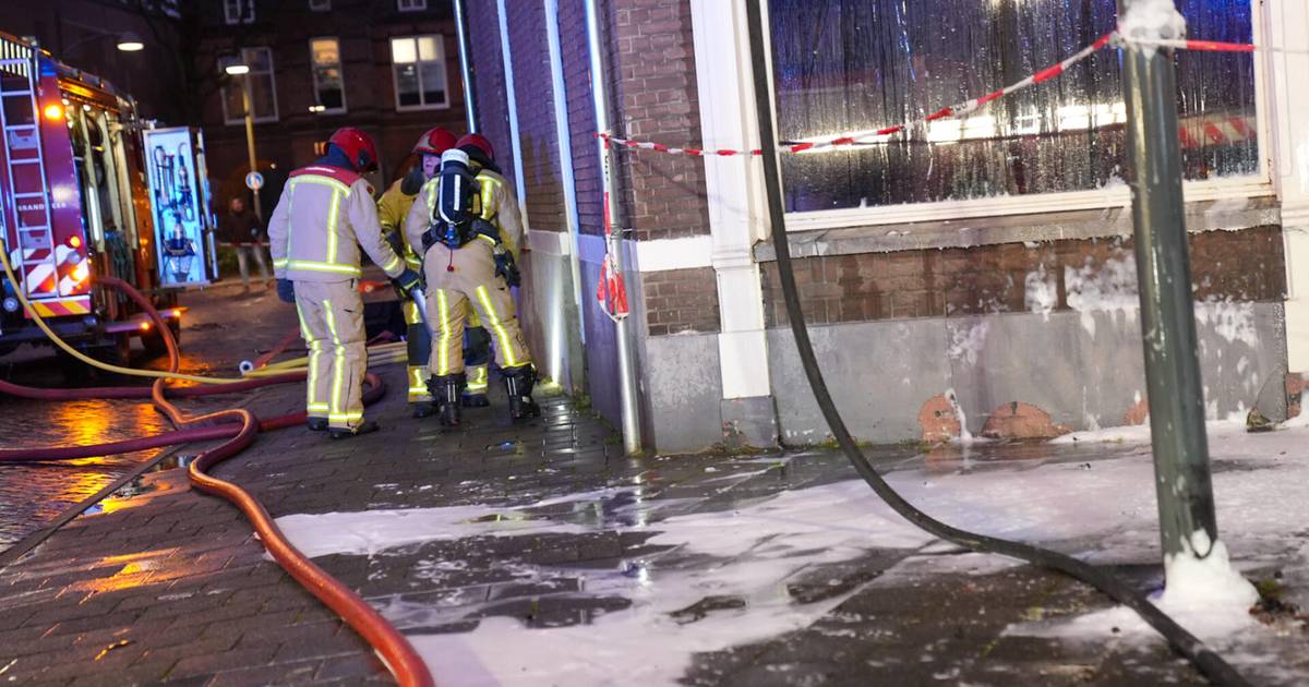 Grote brand in monumentale woning in Helmond onder controle | 112 ...