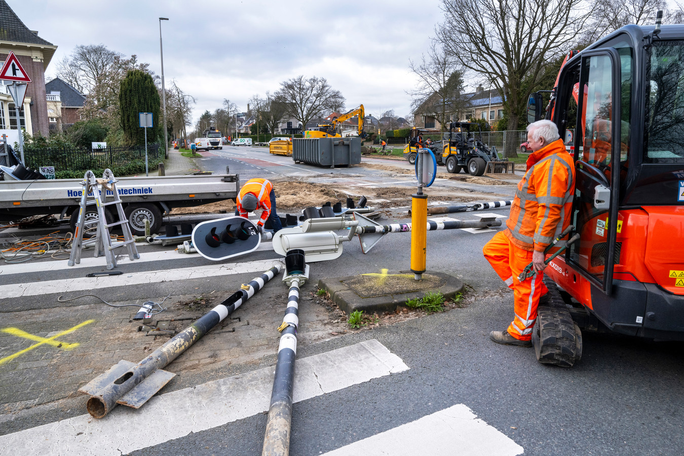 Chaos rondom afsluiting van deze drukke verkeersader: ‘Ik ben vlakbij, maar hoe kom ik er ...