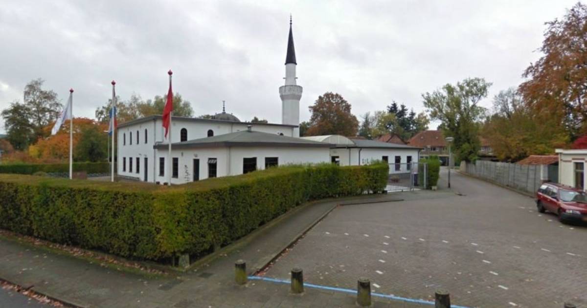 Plan om moskee te verbouwen | Almelo | tubantia.nl
