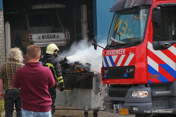 Ontploffingsgevaar bij brand Borculo | Achterhoek | tubantia.nl