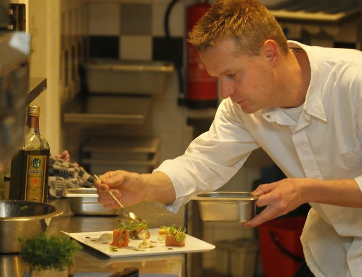 Het Gerecht: De zee heeft de meeste smaak | Foto | destentor.nl