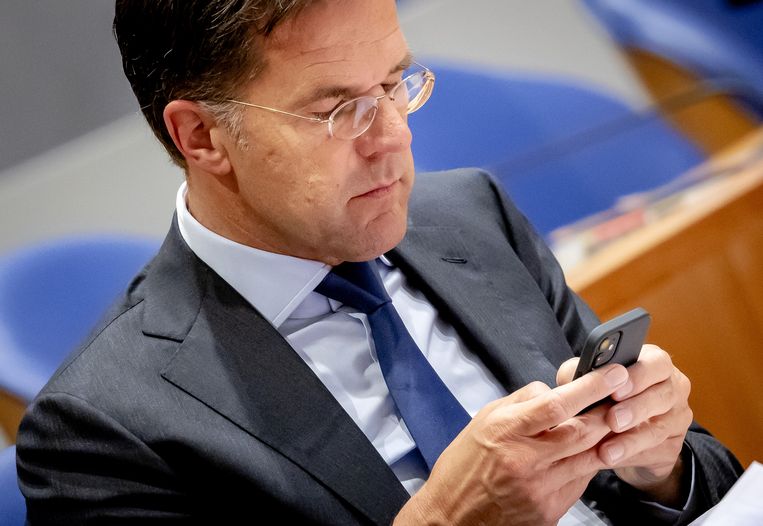 Inspectie: Rutte en ministerie in de fout met bewaren sms’jes
