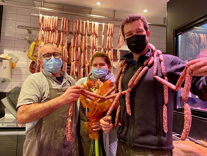 Pieter-Paul wint 39 van de beste bierworstjes van Gent (en een 40ste ...