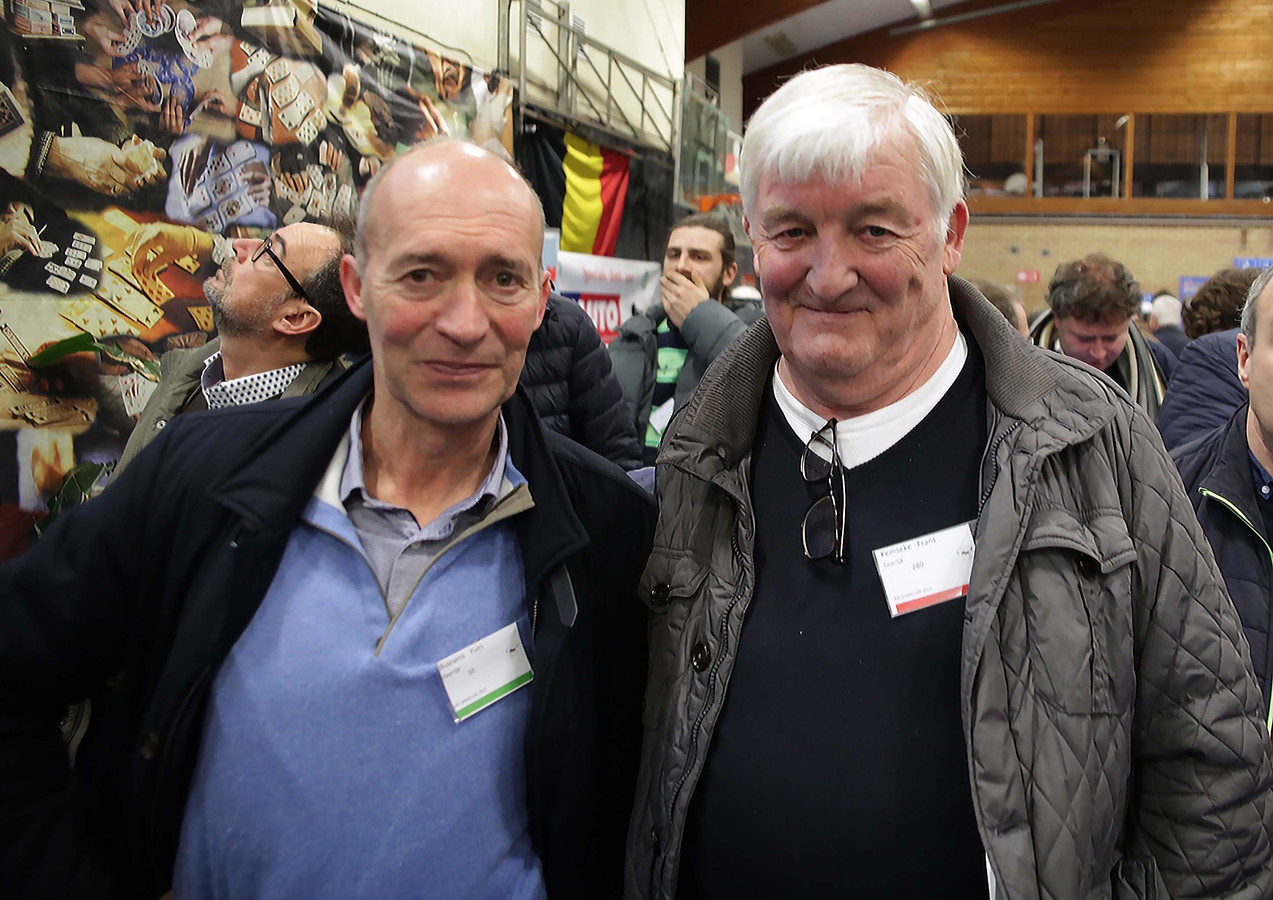 REPORTAGE. Wij deden mee aan het WK manillen: “Maar wat doe jij nu ...