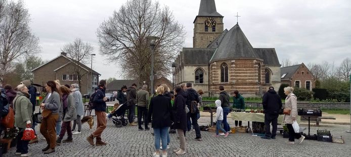 Nieuwe locatie VELT-markt groot succes: “Volgend jaar hopelijk opnieuw ...