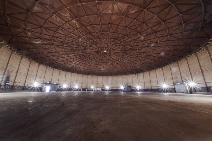 Iconische Ferro Gashouder wordt decor voor muziekfestival: eerste stap ...