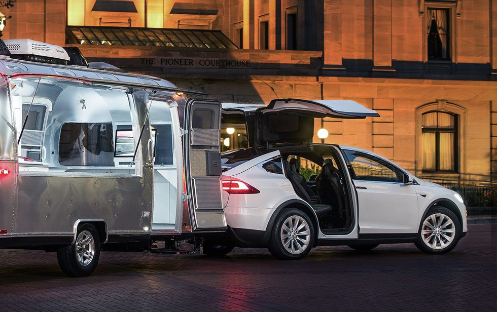 Caravan trekken met je elektrische wagen? “Goed voorbereiden is een ...