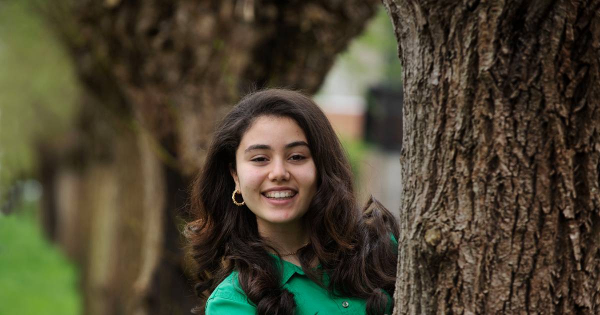 Ouiam (17) scoorde het hoogste cijfer voor haar profielwerkstuk en won ...