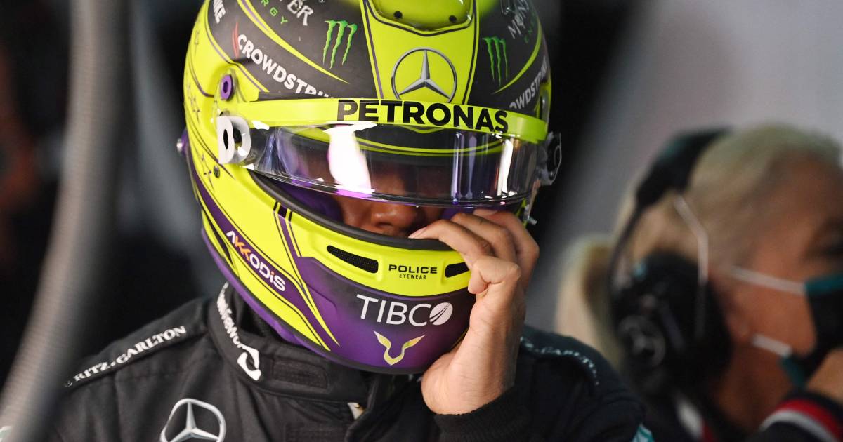 Lewis Hamilton geeft na ‘vernederende ervaring’ de hoop op: ‘Ik doe ...