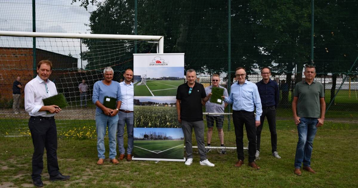 Gemeente investeert miljoen euro in twee nieuwe kunstgrasvelden voor ...